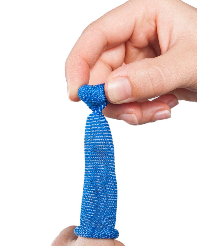 How to Apply a Fingerbob Bandage | Physical Sports First Aid Blog
